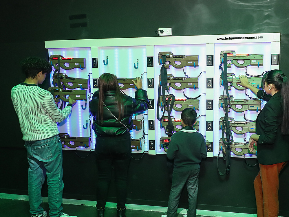 Laser Game indoor à Brive la Gaillarde. Dès 9€ par personne. - LE COMPLEXE